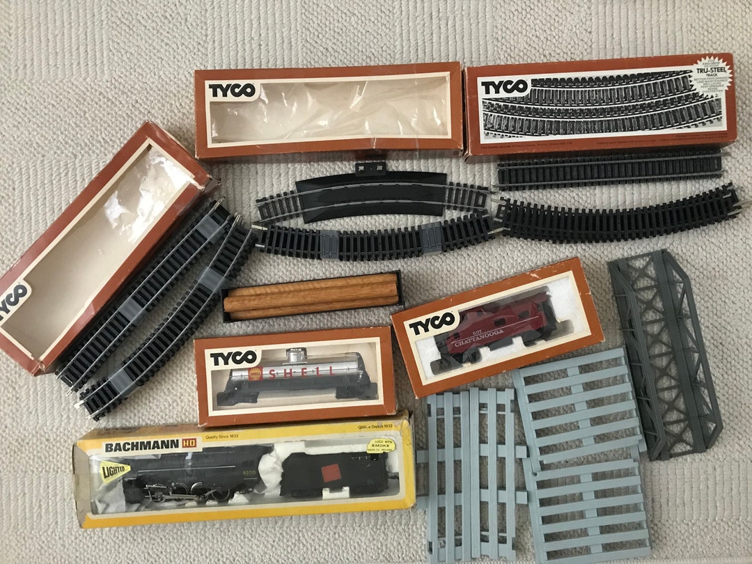 Tyco Trains, Rails and Bachmann Locomotive Set - Etsy