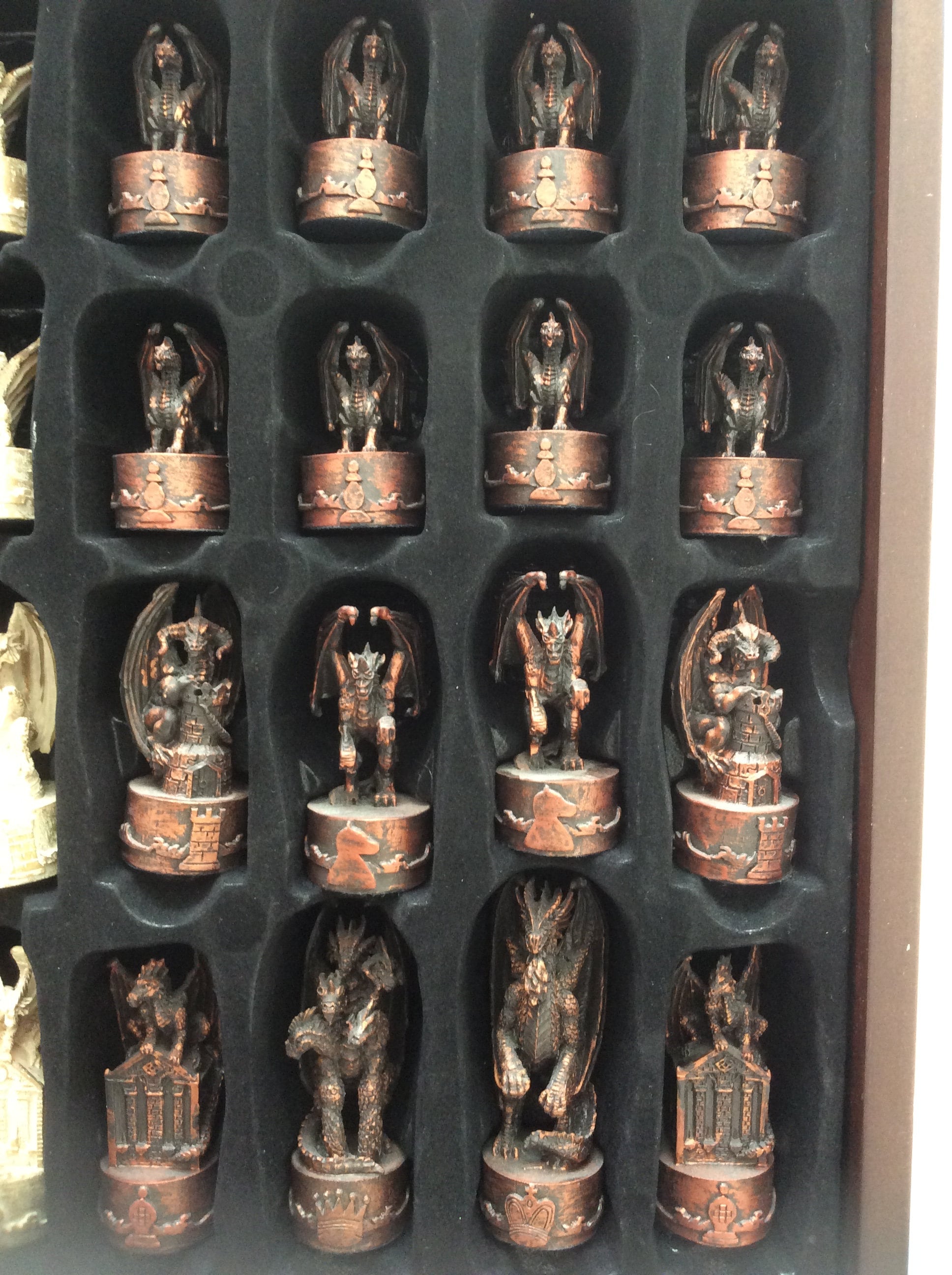 Dungeons & Dragons Chess Set Limited Edition | Etsy