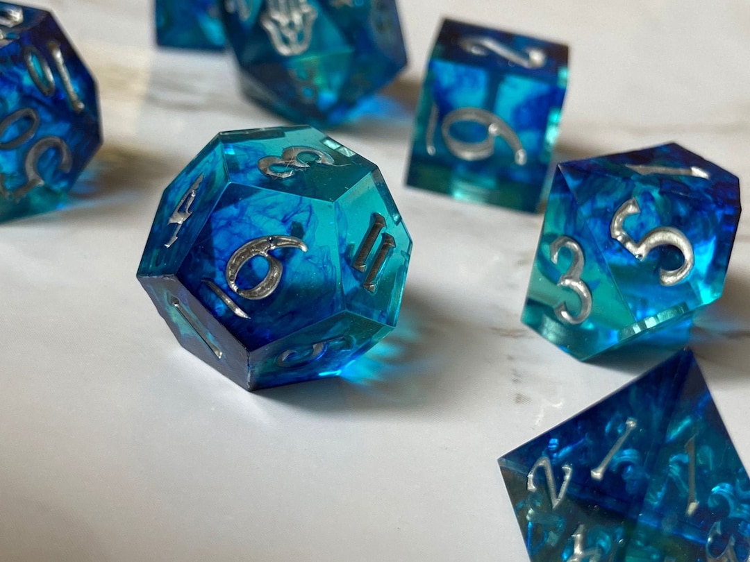 Cold-hearted Cryomancer Dice Set for Dnd 7 Piece Sharp Edge - Etsy UK