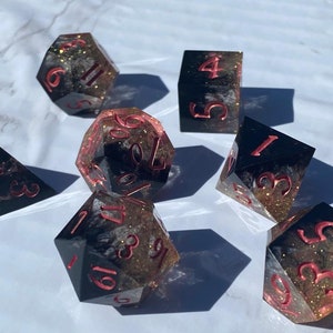 Cleric's Dark Side Dice Set for Dnd 7 Piece Sharp Edge Resin Dice Set ...
