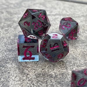 Zon-kuthon's Shadow Dice Set for Dnd 7 Piece Sharp Edge Resin Dice Set ...