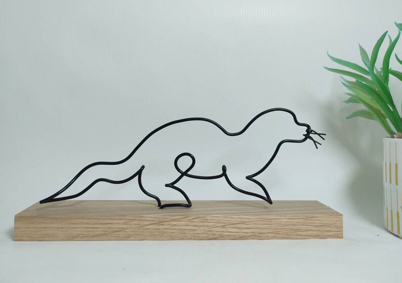 Handmade Wire Otter on Wood: Personalised Gift for Otter Lovers - Etsy UK