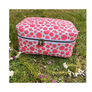 Large Oval Train Case Pattern - Etsy