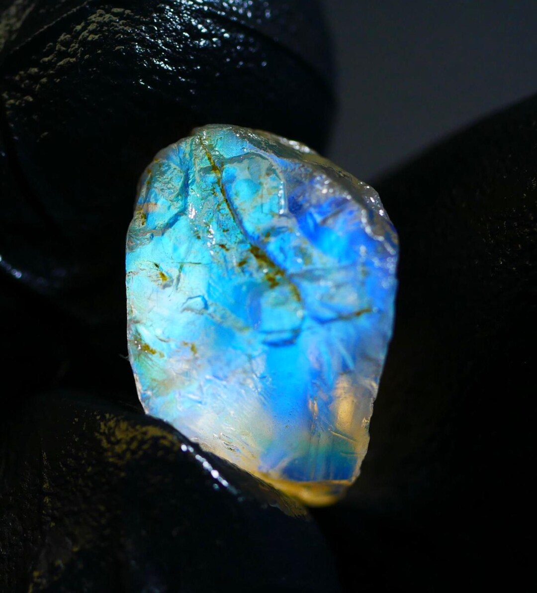 8.50 Carat, Blood Fire Moonstone Rough: Red-orange Flash (14X10X9 MM ...
