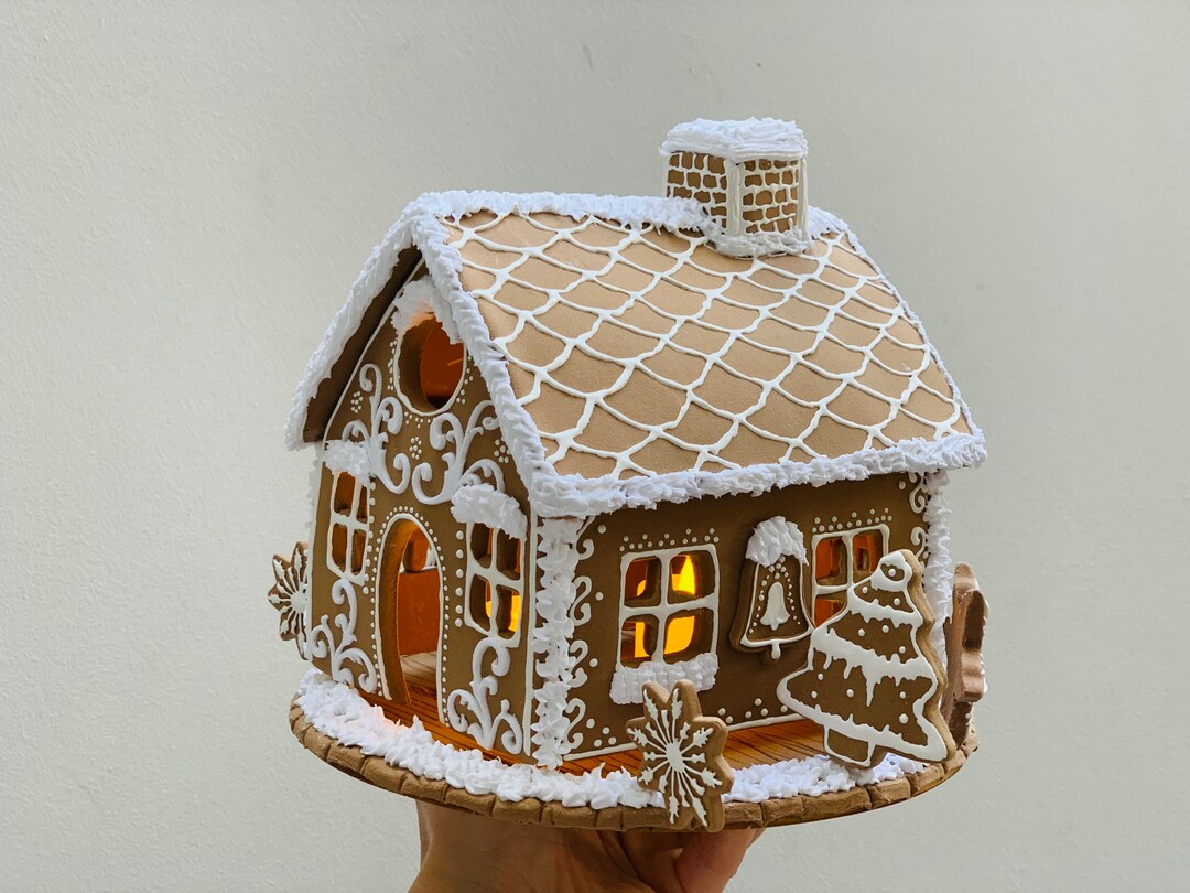 Handmade Christmas Gingerbread Man House, Tea-light Christmas House ...