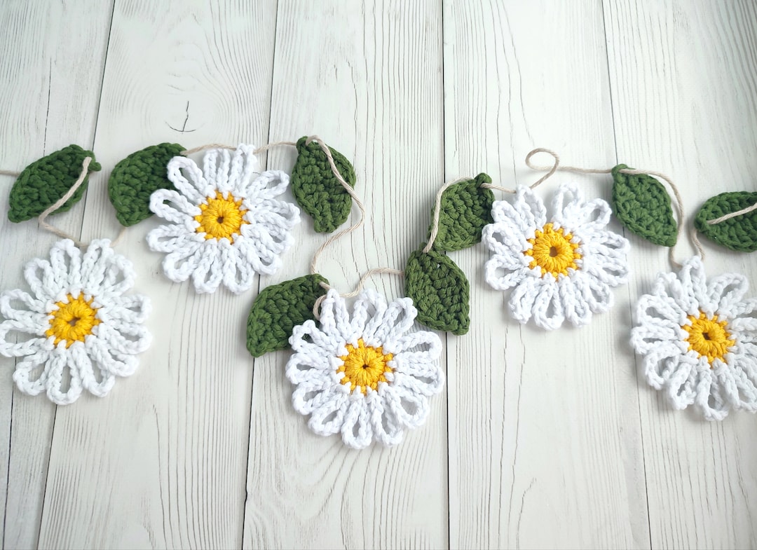 Daisy Garland White Daisy Wall Decor - Etsy