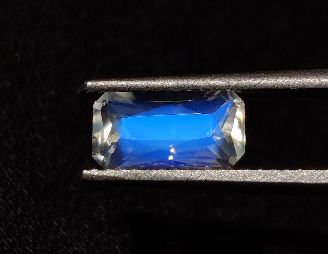 Royal Blue Moonstone 100% Natural Very Sharp Blue Sheen/ Flashy Amazing ...