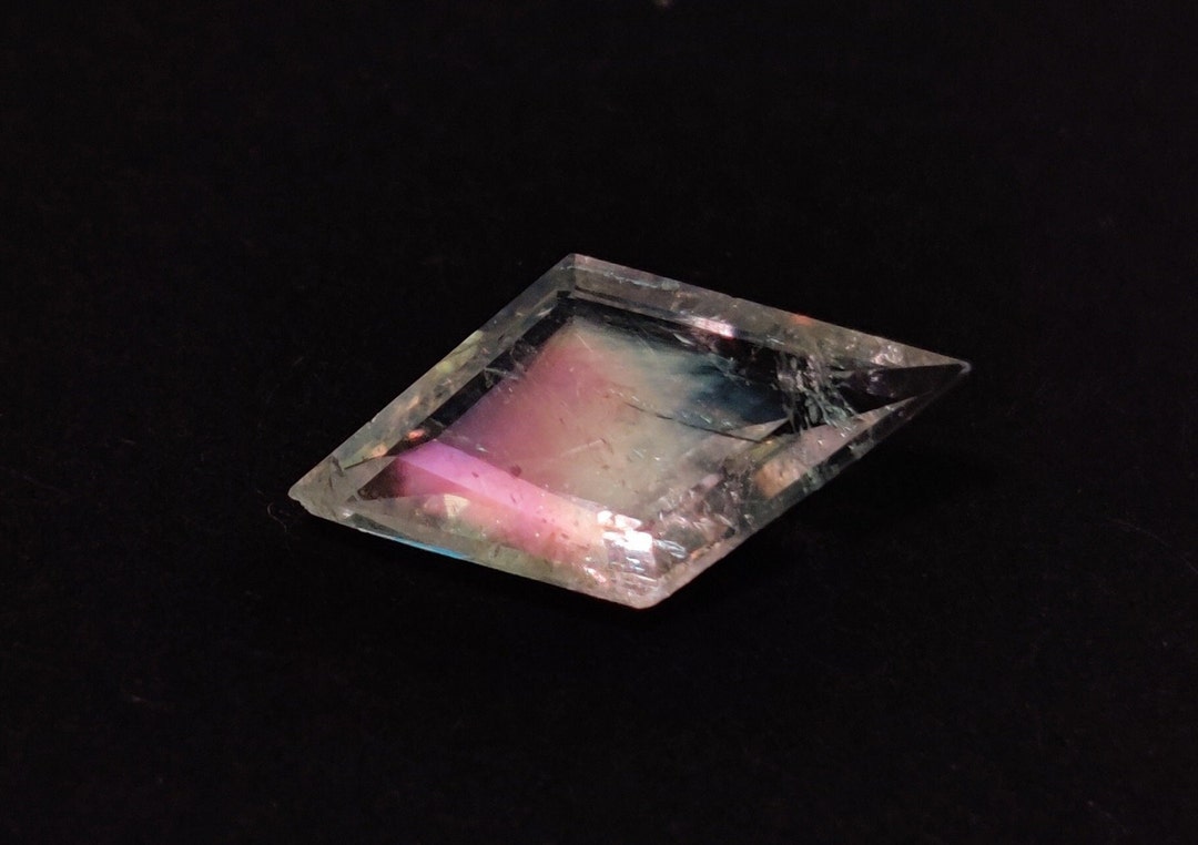 Rainbow Andesine Gemstone, Lozenge Shape, 2.14 Carat - Etsy