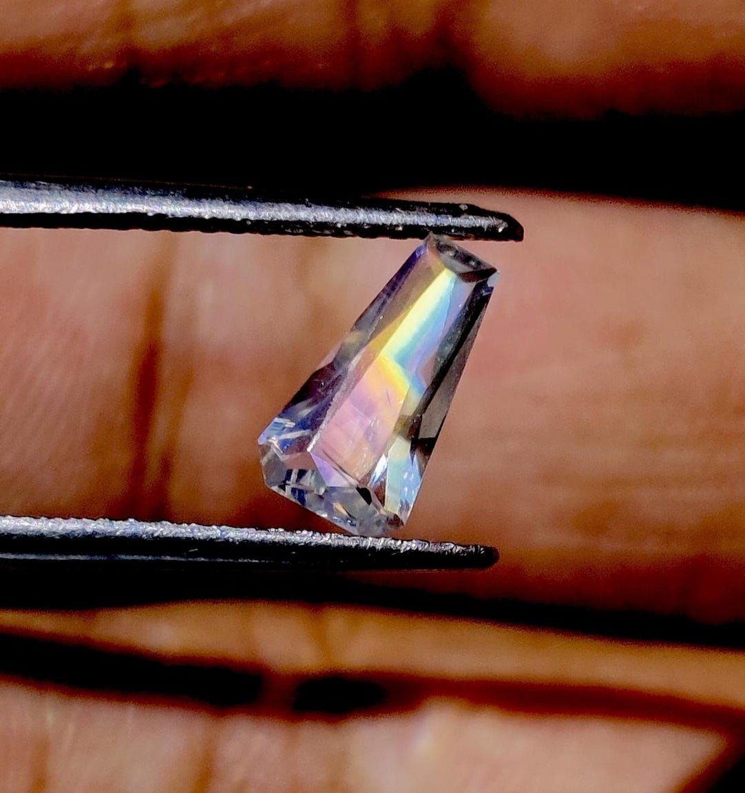 Rainbow Andesine Labradorite: Taper Faceted Gemstone, 0.61 Carat - Etsy