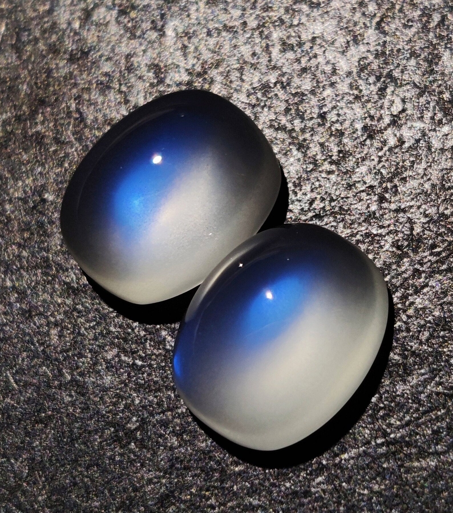 Royal Blue Moonstone 100% Natural Stones Very Sharp Blue Sheen/flashy ...