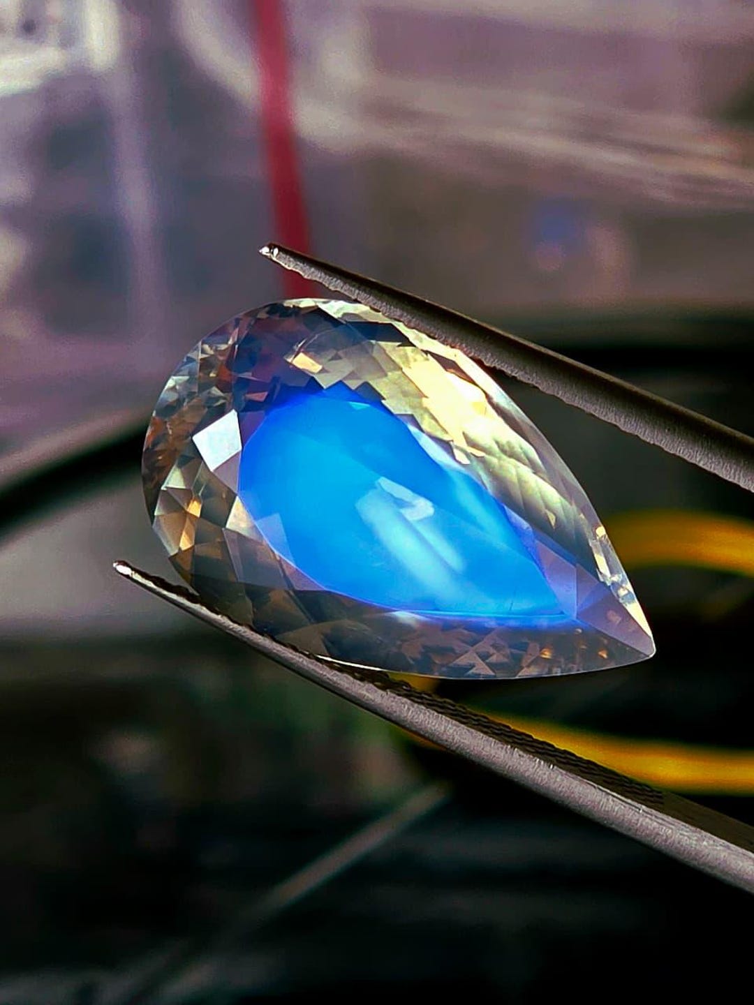 Rare Blue Moonstone 100% Natural Very Sharp Blue Sheen/ Flashy Amazing ...