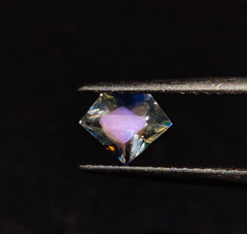 Rainbow Andesine Stone, Diamond Cut, 0.47 Carat - Etsy