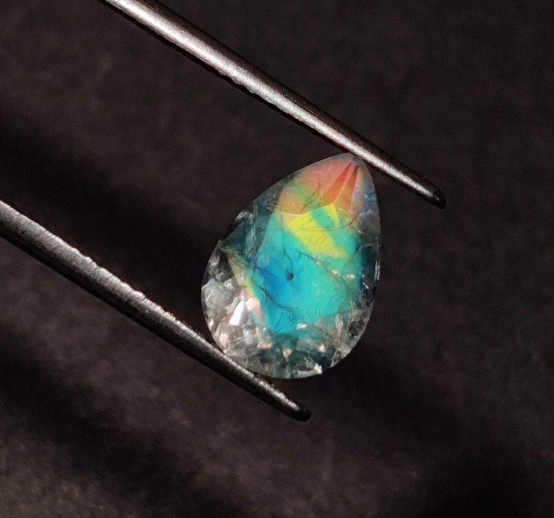 Regenbogen Labradorit Andesin mehrfarbiger auffälliger Stein ...