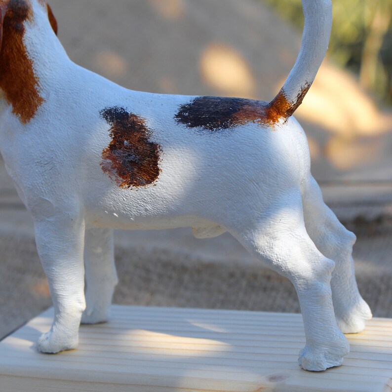 Hand-painted Custom Beagle Statue in Resin A Unique Work of - Etsy