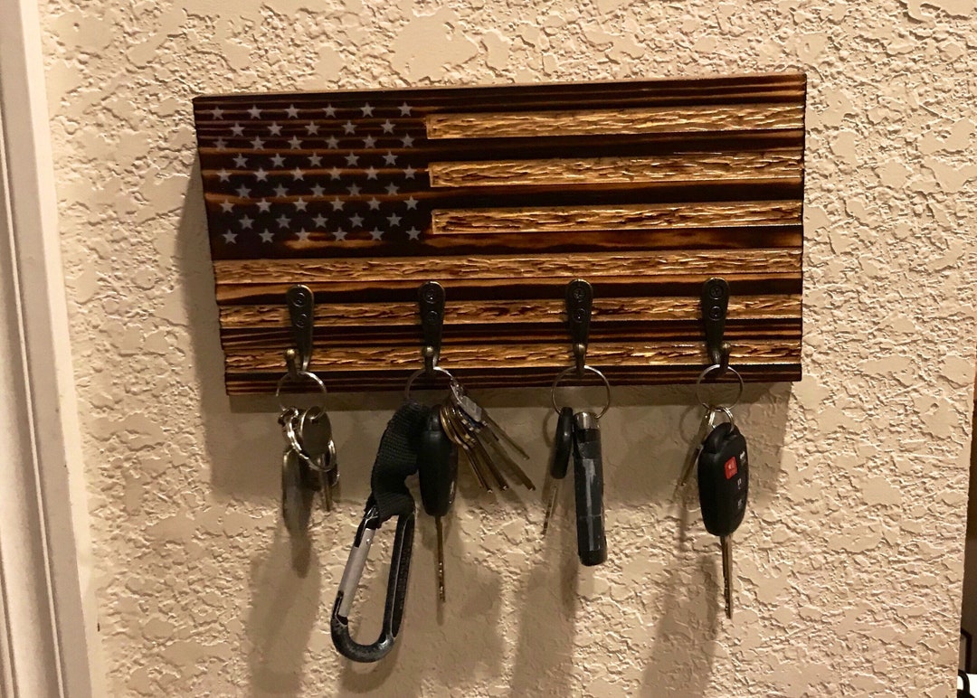 Rustic key holder for wall 4 hook Key Holder Entryway key - Etsy.de