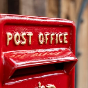 Elizabeth Regina Red ER Post Box - Etsy