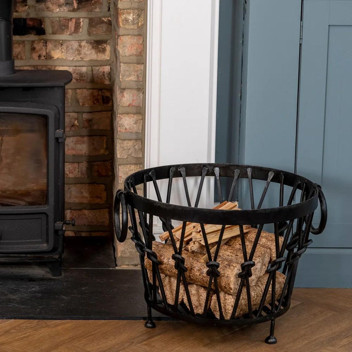 Small Blacksmith Knot Log Basket / Log Storage Holder - Etsy