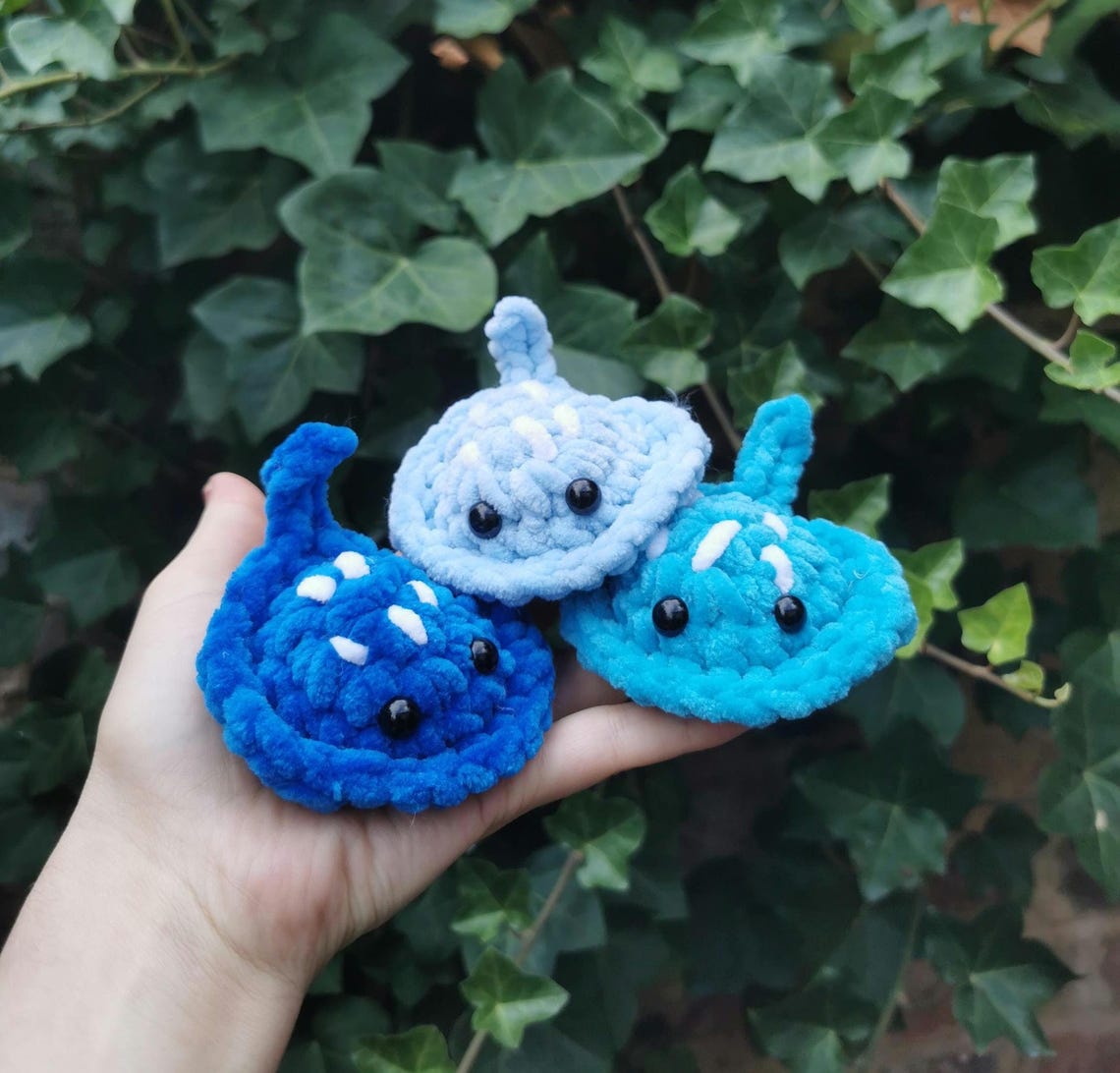 Mini Stingray Crochet Pattern – No Sew Amigurumi PDF, Quick and Easy ...