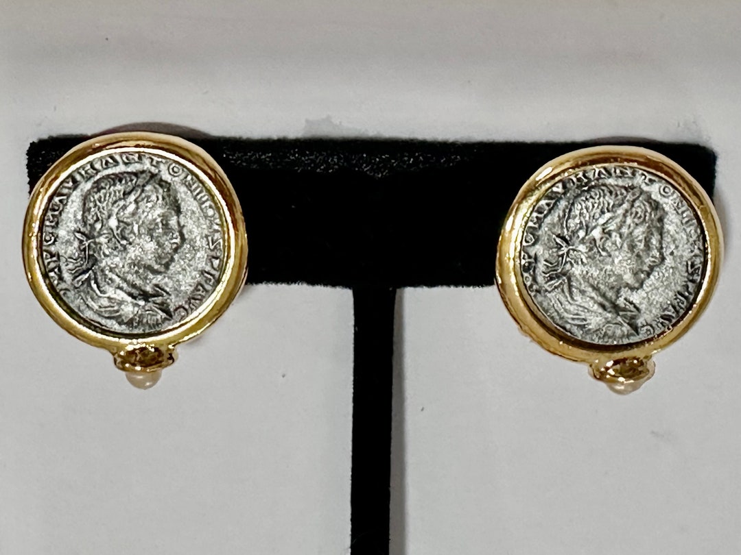 Vintage Clip Two Tone Shinny Gold/ Antique Silver Coin With Tiny Pearl ...