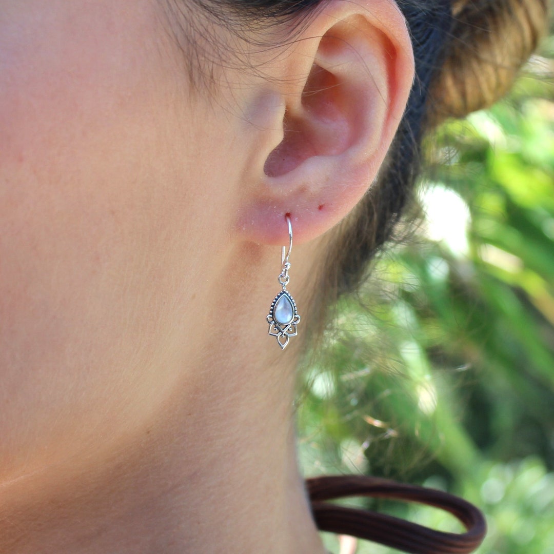Sterling Silver Teardrop Mother Of Pearl Dangle Earring Etsy