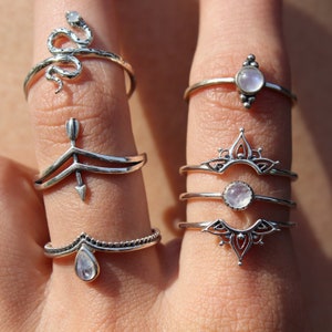 Sterling Silver Arrow Point Ring - Midi Stacking 925 Silver Rings for ...