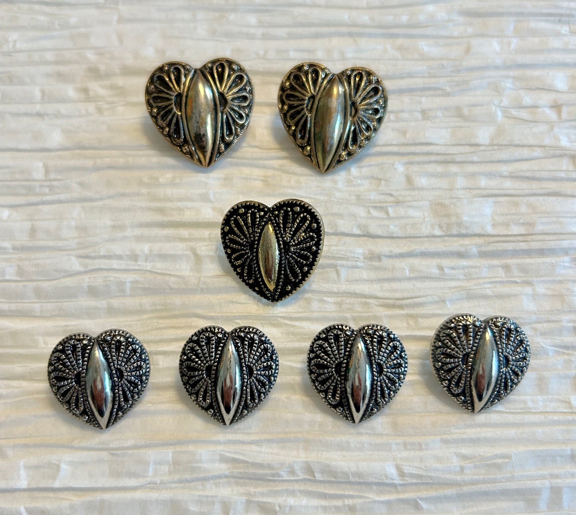 Vintage Heart Filigree Buttons, Lightweight Gold-tone and Silver-tone ...