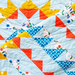 Half Square Triangle Quilt | Modern Quilt Pattern | Beginner Quilt ...