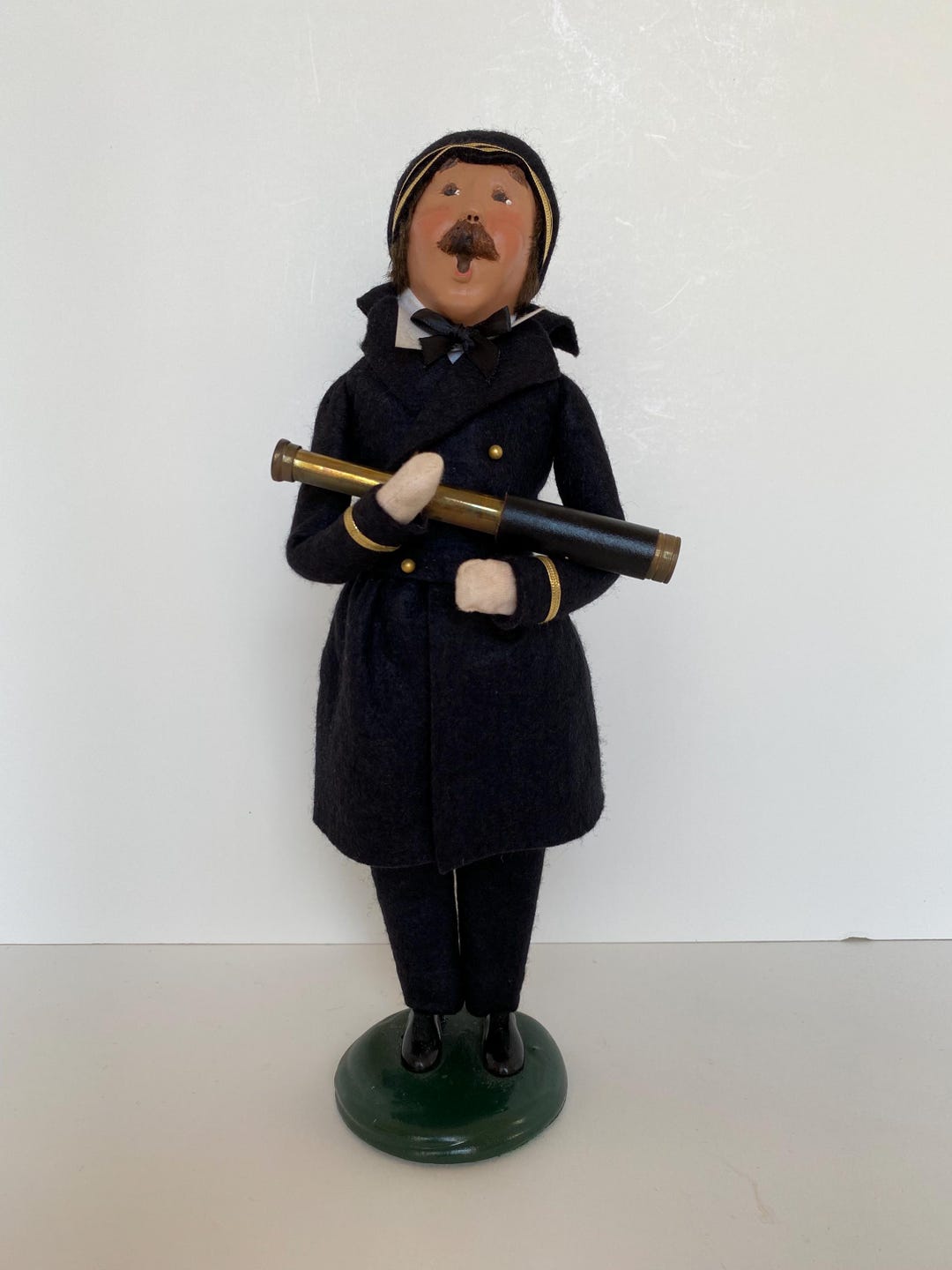 Byers Choice Caroler - Sea Captain With Telescope - Ocean Trader Family ...