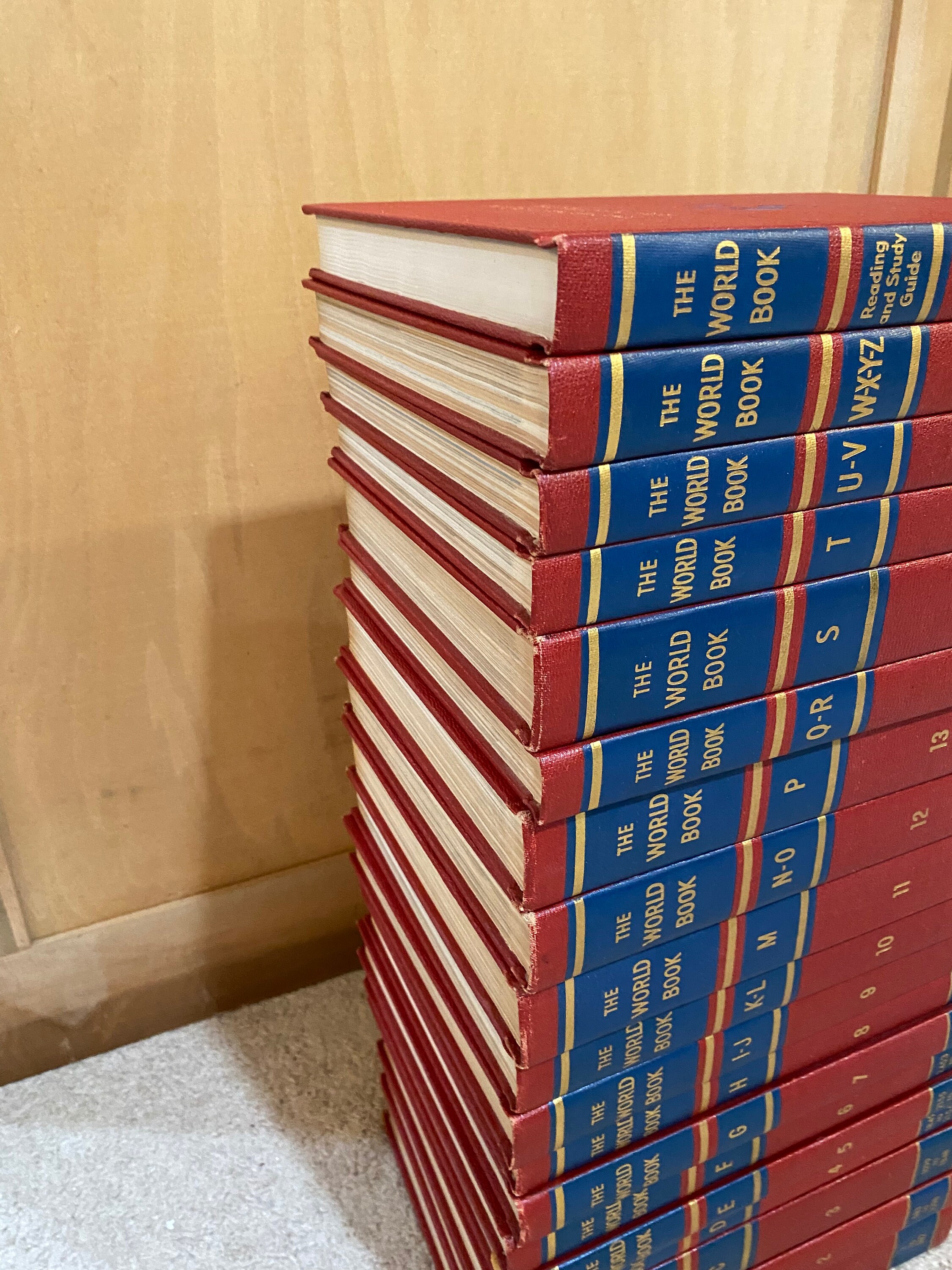 The World Book Encyclopedia Set of 19 Books - Etsy