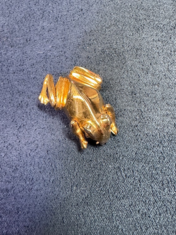 Vintage gold frog - Gem Vintage gold frog - Gem