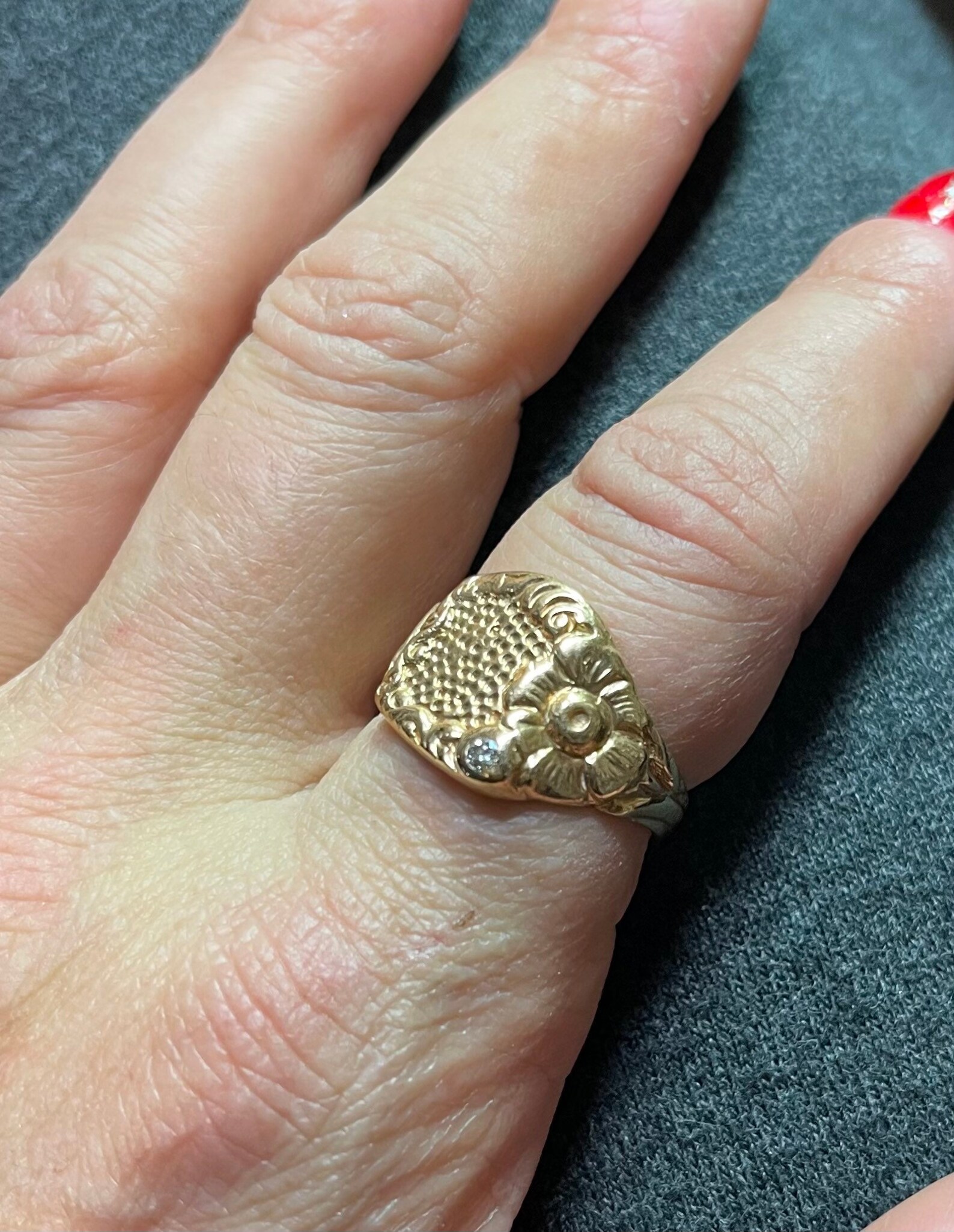 Vintage 14k Signet Ring on a Grand Scale | Etsy