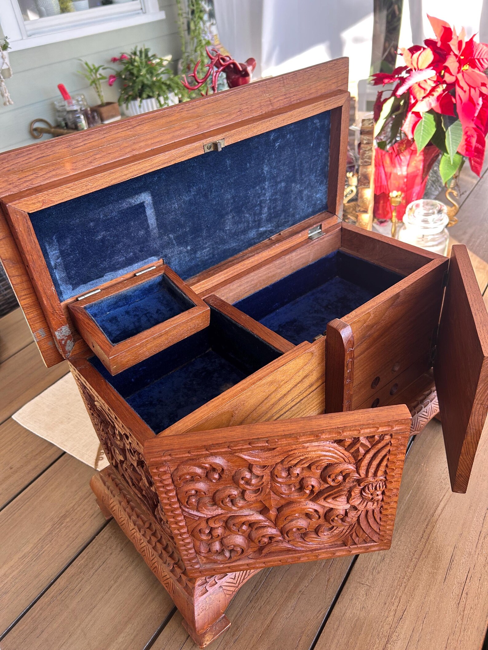 Heavily Handcarved Vintage Jewelry Box Beautiful - Etsy