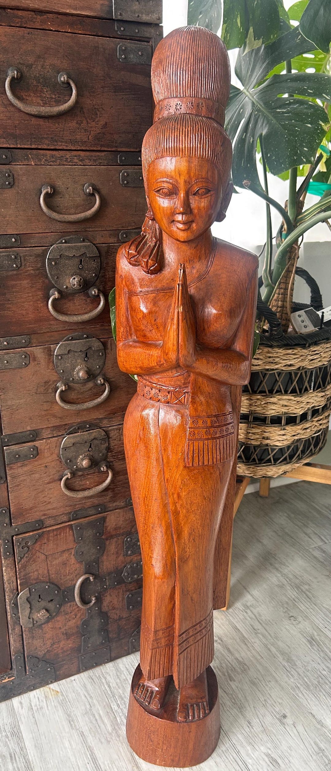 Hand Carved Sawasdee Thai Welcome Statue Large Beautiful - Etsy Canada