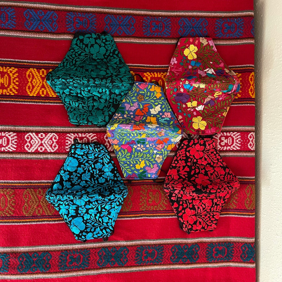 Embroidered Floral Mask: Artisanal Face Covering, Made in Oaxaca - Etsy