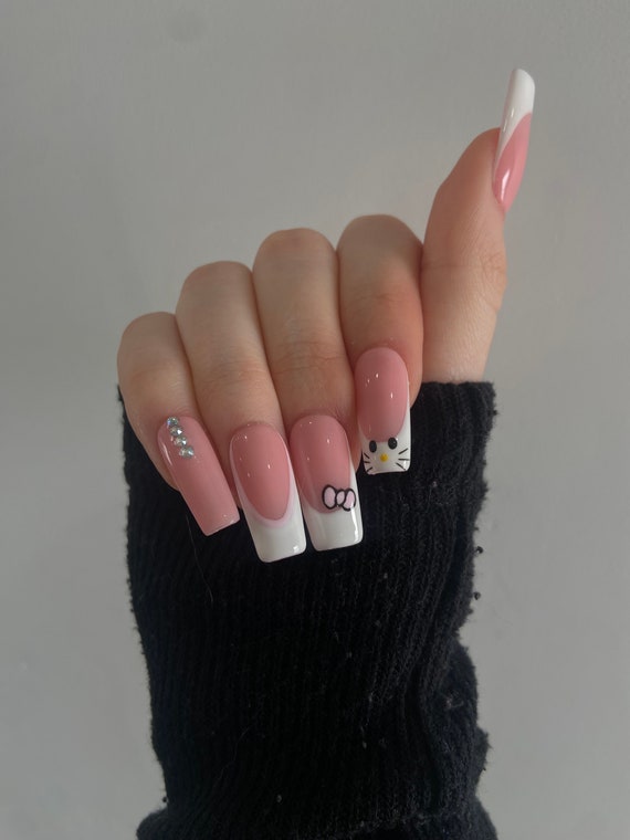 Unghie Hello Kitty Fiocco 3d