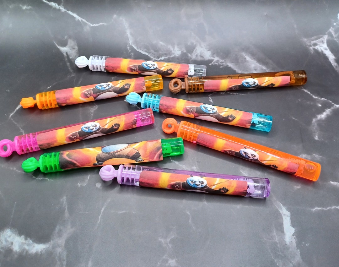 Kung Fu Panda Po Mini Bubble Wands Party Favors Pack of 8 or 12 for ...