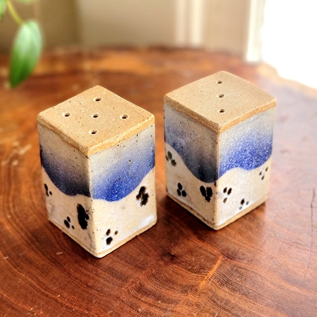 Mel Cornshucker Cherokee Pottery Stoneware Salt and Pepper Shakers ...