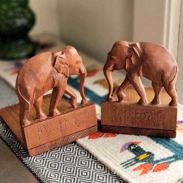 Animal Bookends - Etsy