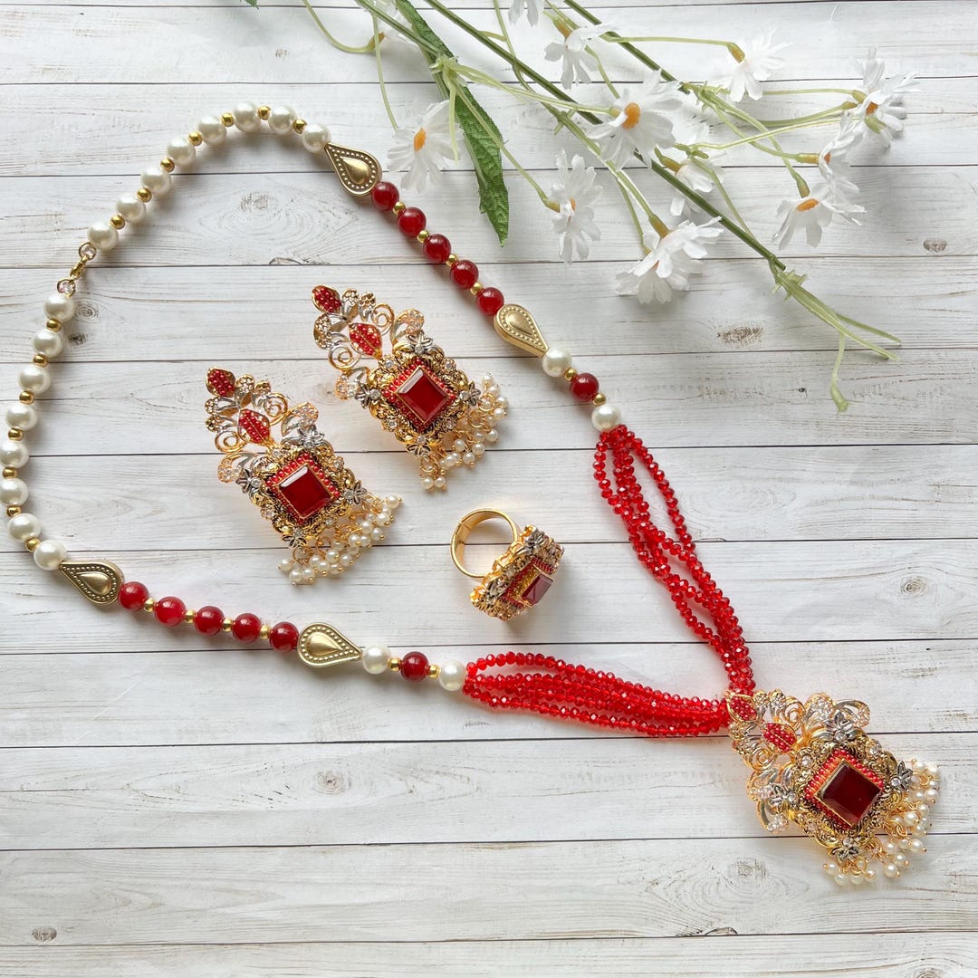 Royal Red Pearl Necklace, Earring, and Ring Set - Etsy