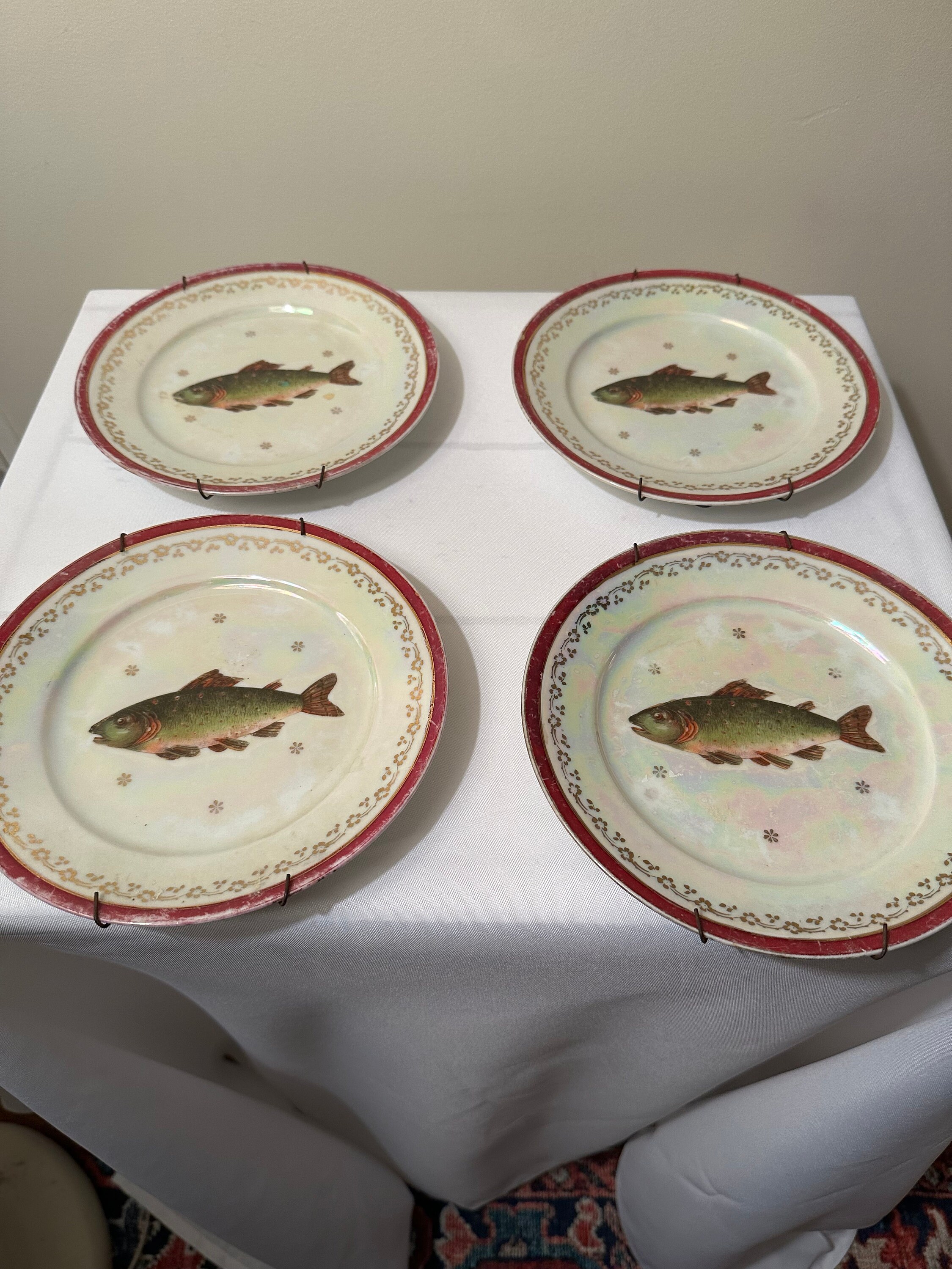 VINTAGE || Victorian Fish Plates With Wall Hangers, Set of 4 - Etsy