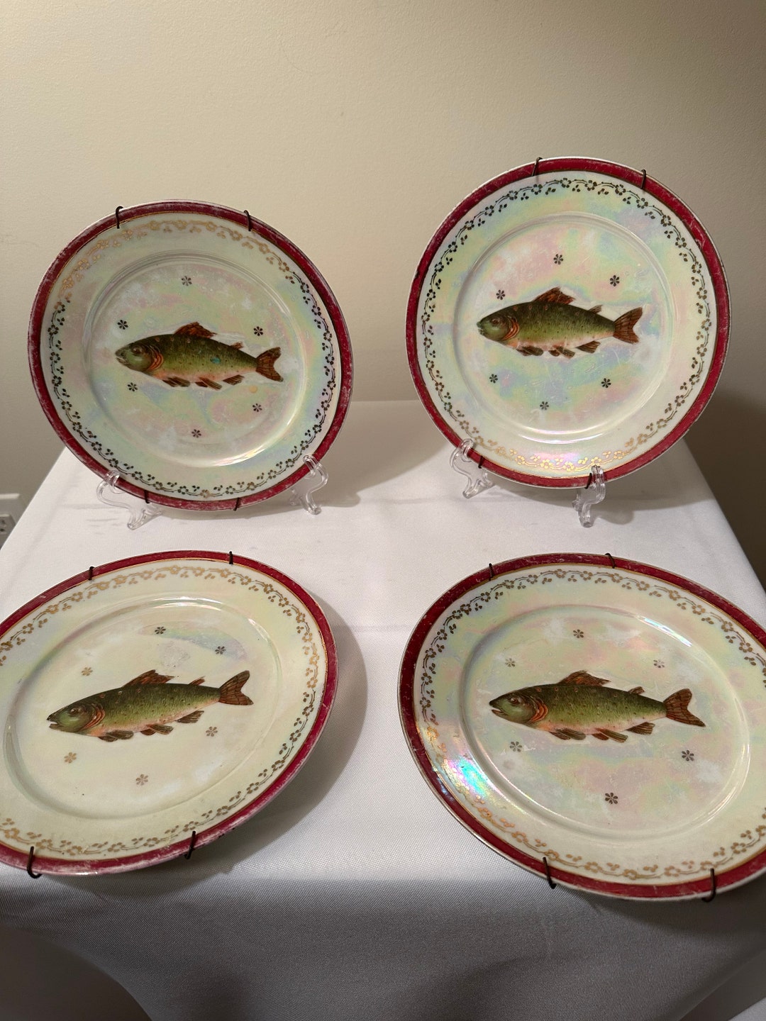 VINTAGE || Victorian Fish Plates With Wall Hangers, Set of 4 - Etsy