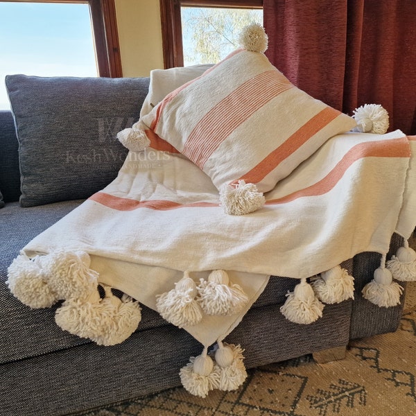 Moroccan Pom Pom Blanket - Etsy