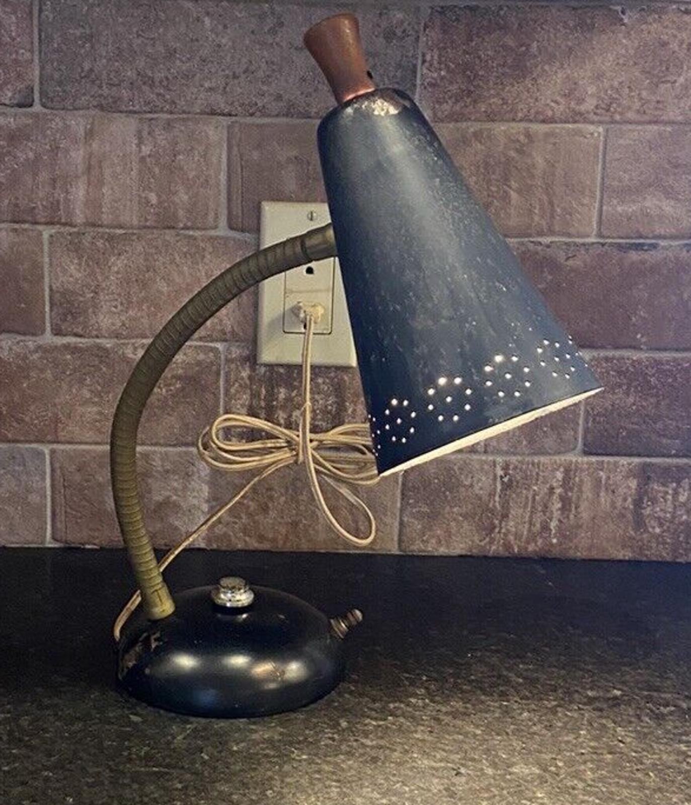 Vtg Industrial Metal Black Light Table Lamp Desk Retro Old Fixture ...
