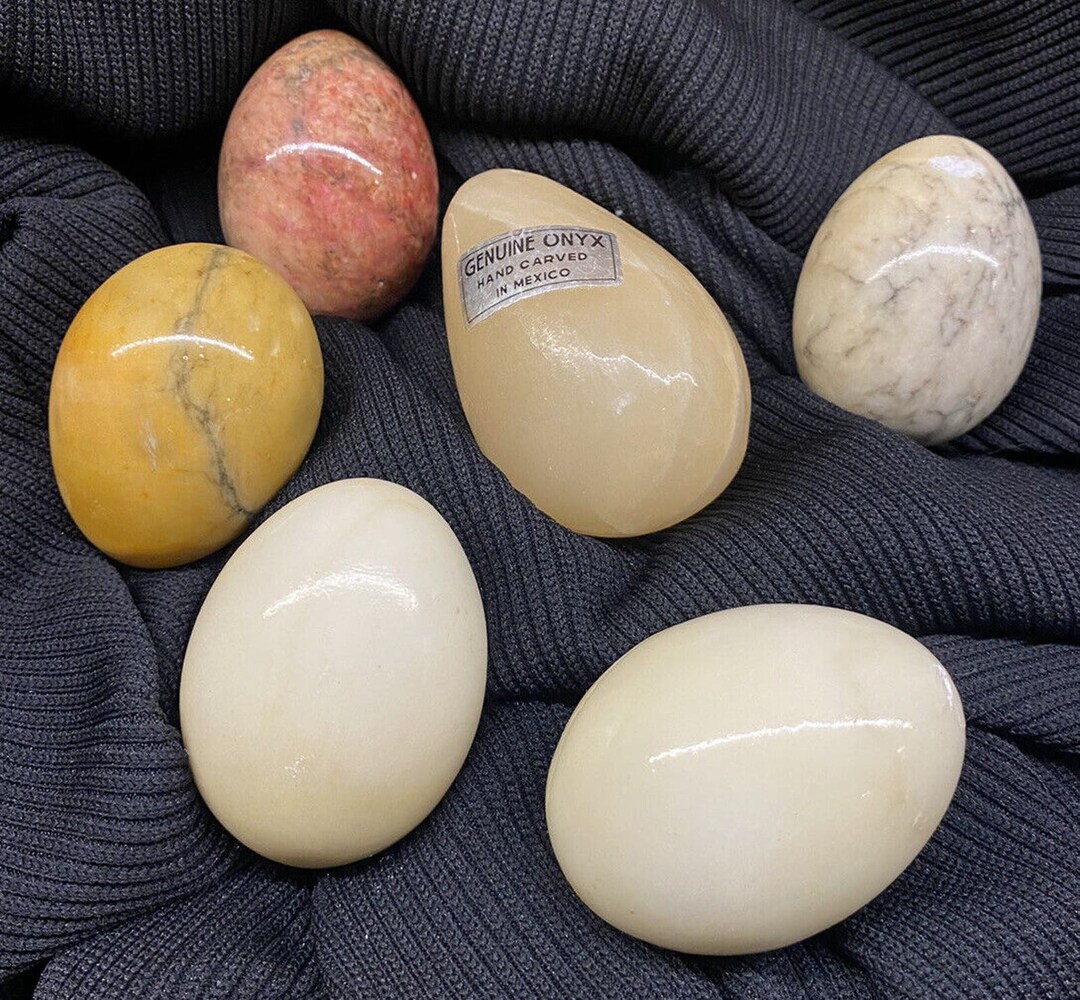 Vintage Onyx Solid Easter Eggs Carved Lot of 6 Easter Decor Decorative ...