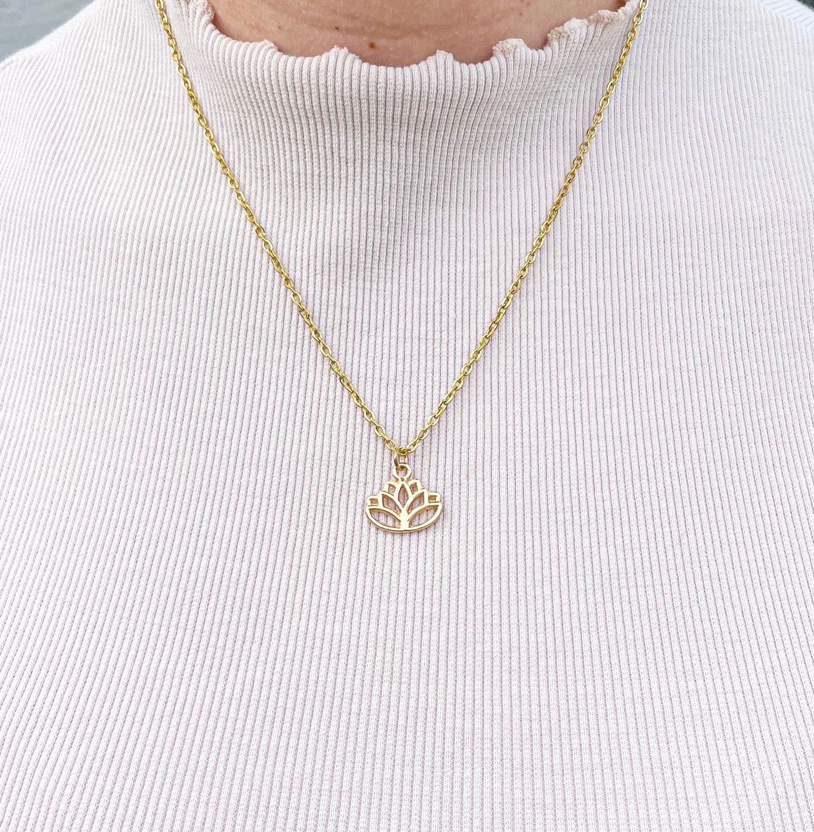 Gold Lotus Flower Necklace Minimalist Necklace Gold Jewelry - Etsy