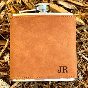 Engraved Flask for Groomsmen, Personalized Flasks for Men, Groomsmen ...