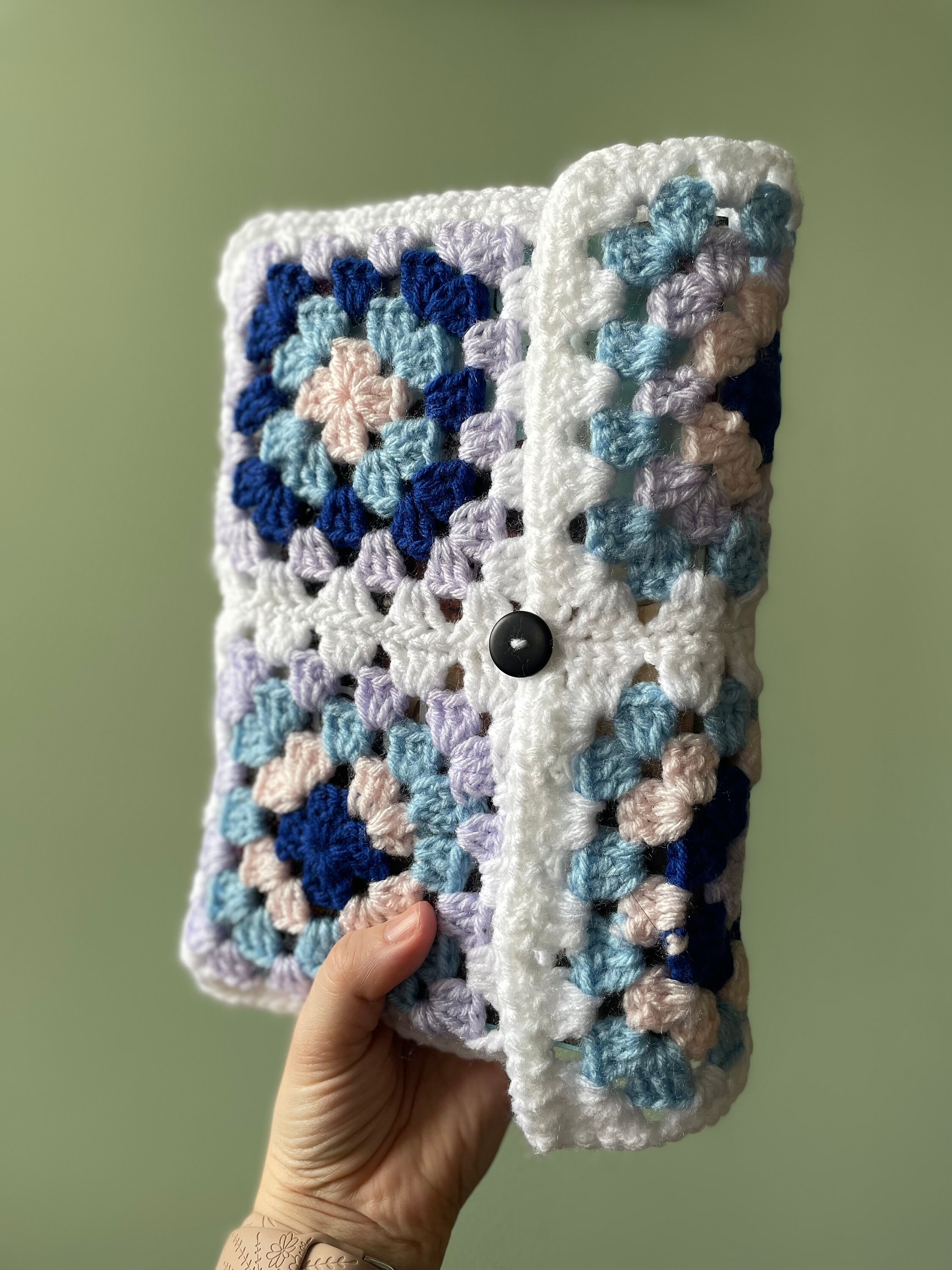 Crochet Book Bag Cover multiple Versions, Book Purse, Blue, Pink ...