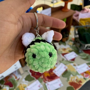 Bee Keychain - Etsy