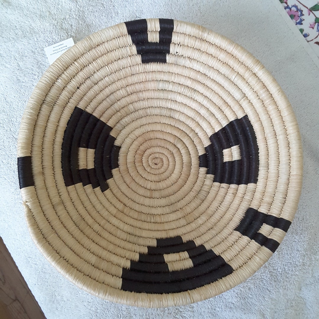 NWT Rwanda Africa Handmade Home Decor Sisal Basket, Indego Africa Form ...
