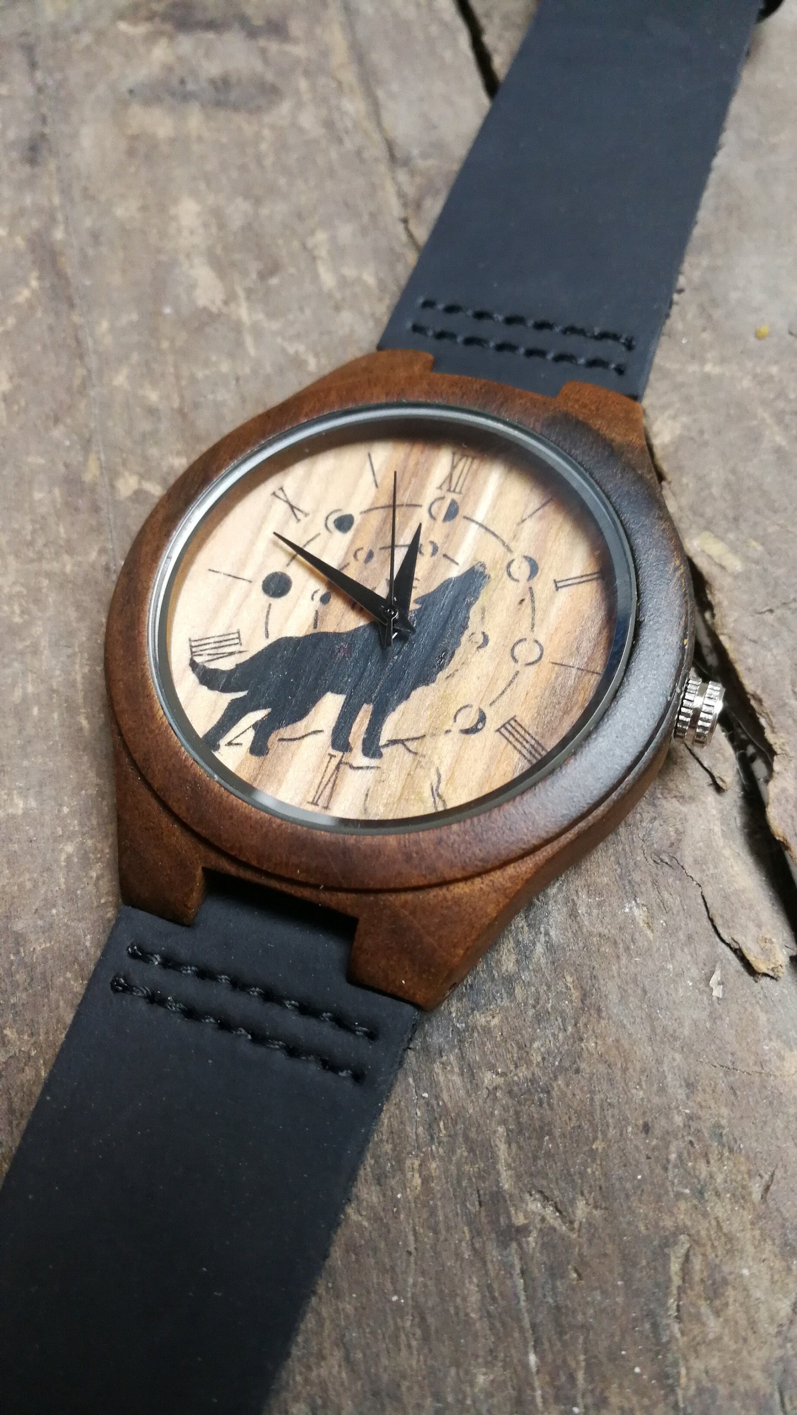 Wolf Lover Watch Werewolf Watch Unisex Watch Walnut Wooden - Etsy